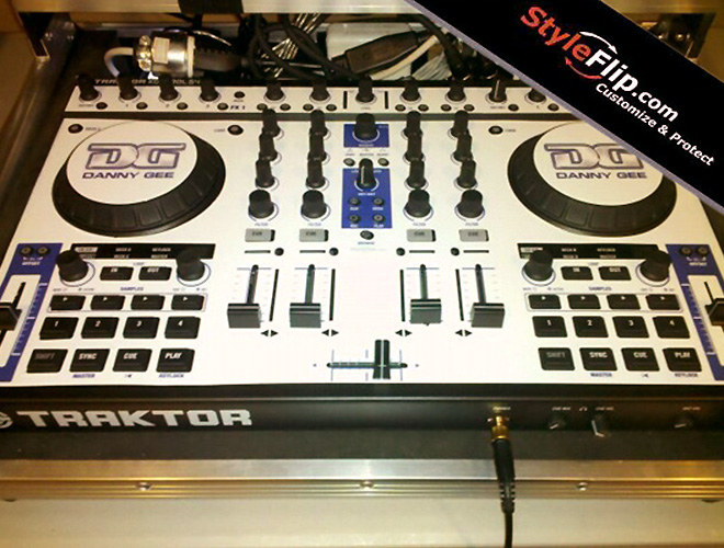 Traktor Kontrol S4 MK2
